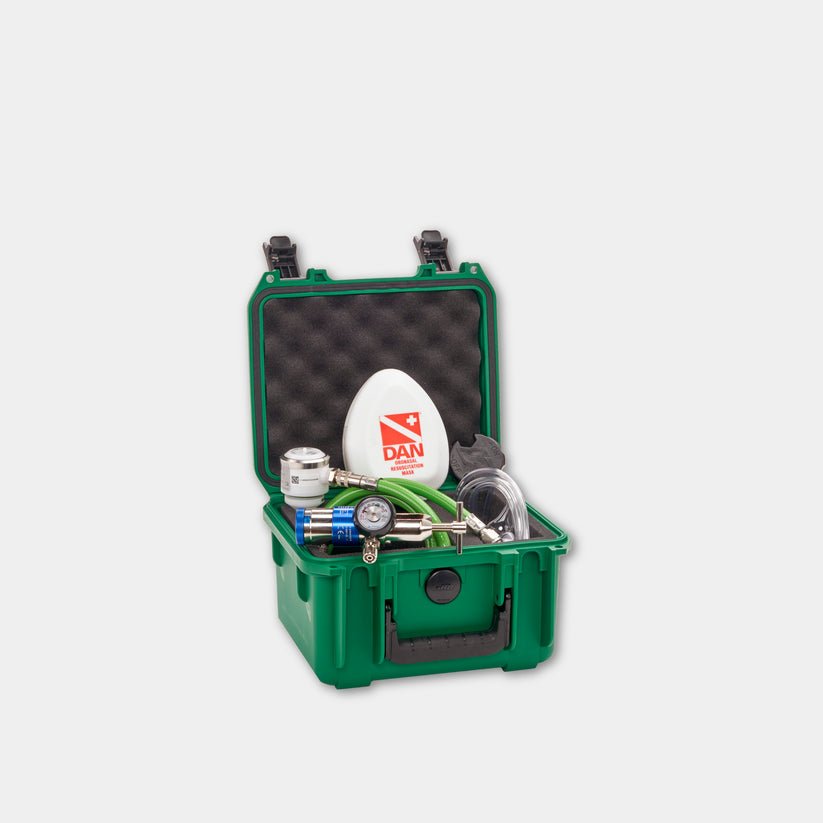 Compact Rescue Pack (Standard) – Divers Alert Network